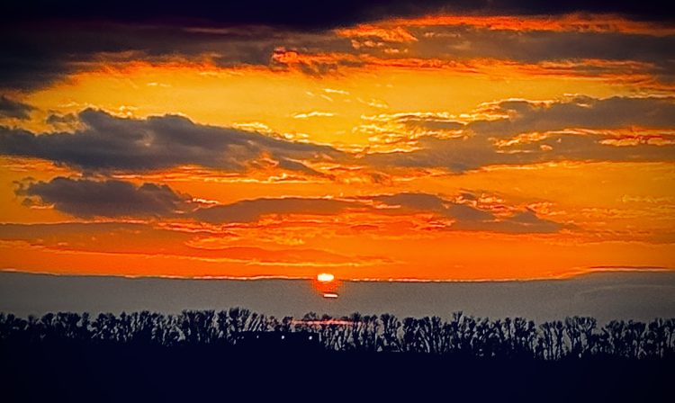 Resting Sun after busy day! - SkySpy Photos, Images, Video