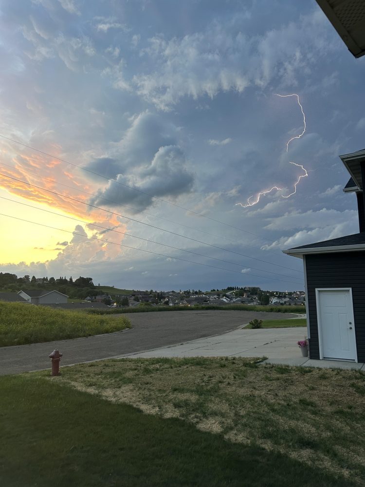Lightning sunset - SkySpy Photos, Images, Video