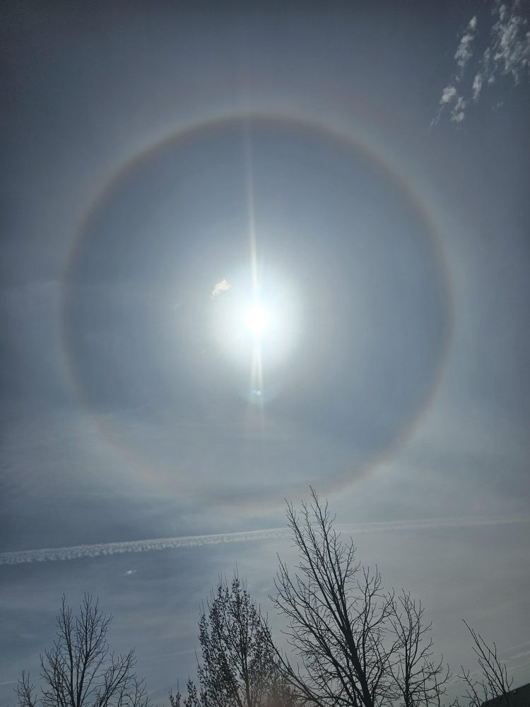 Afternoon sun halo SE Mandan - SkySpy Photos, Images, Video