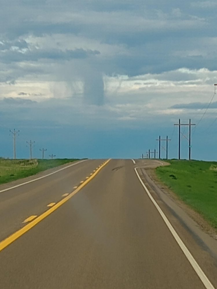 Weird funnel cloud - SkySpy Photos, Images, Video
