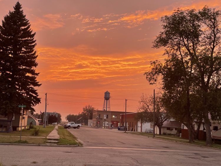 Smokey Sunset in Kulm ND - SkySpy Photos, Images, Video