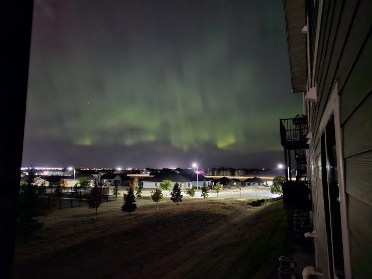 Northern lights in Bismarck - SkySpy Photos, Images, Video