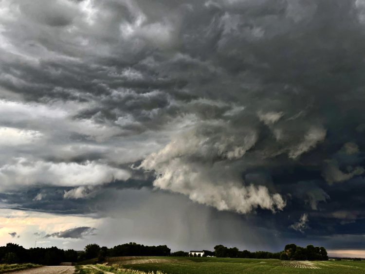 Velva ND - SkySpy Photos, Images, Video