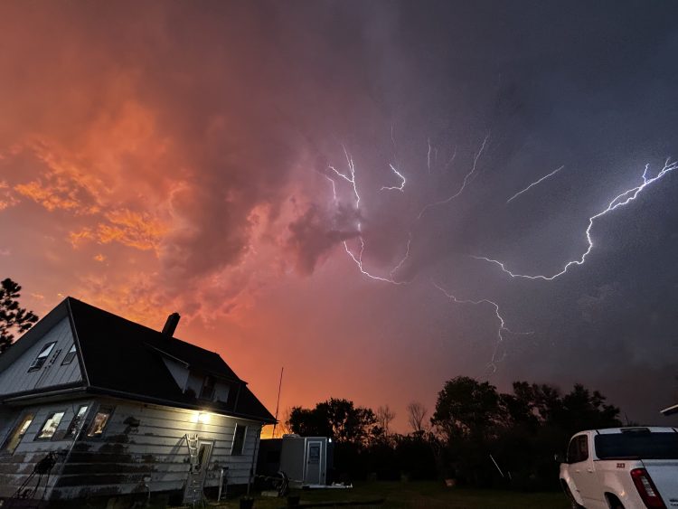 Lightning Out of the Bottle - SkySpy Photos, Images, Video