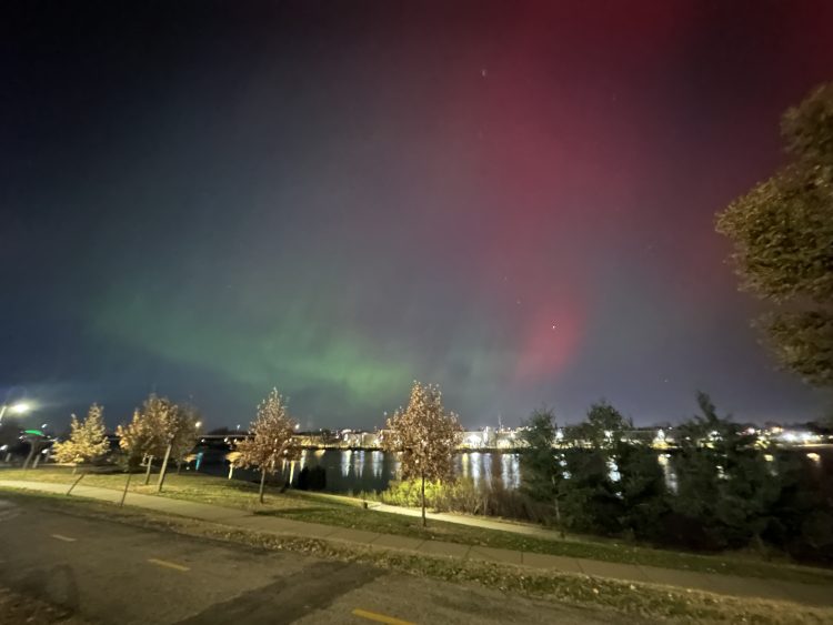 Northern Lights over NE Minneapolis - SkySpy Photos, Images, Video